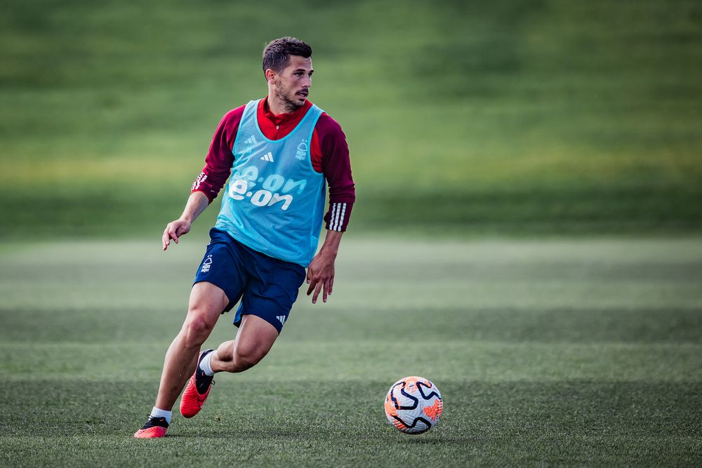 Nottingham Forest FC - Freuler departs for Bologna in Domínguez deal