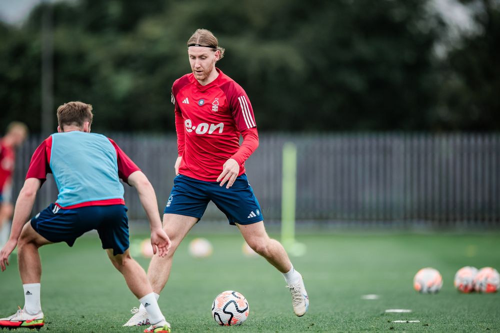 Nottingham Forest FC - Bowler makes Cardiff loan switch