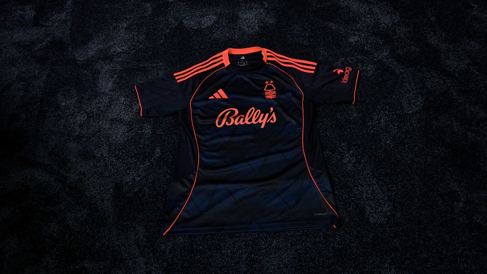 Nottingham Forest FC - Built for the spotlight | 2025/26 third kit revealed