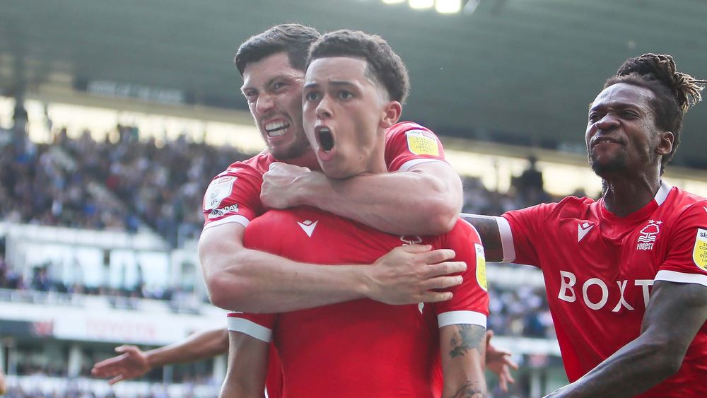 Nottingham Forest FC - Forest retain The Brian Clough Trophy