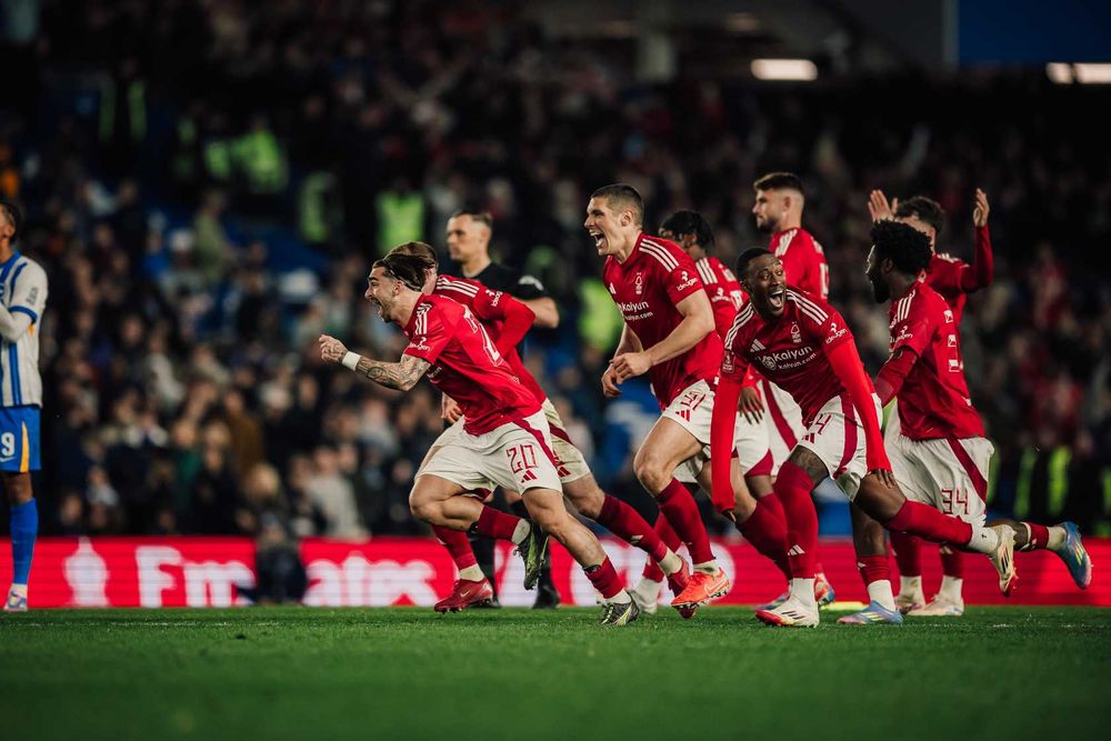 Nottingham Forest FC - Forest into FA Cup semi-finals